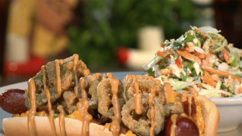Jalapeno Popper Dog : Robert Irvine